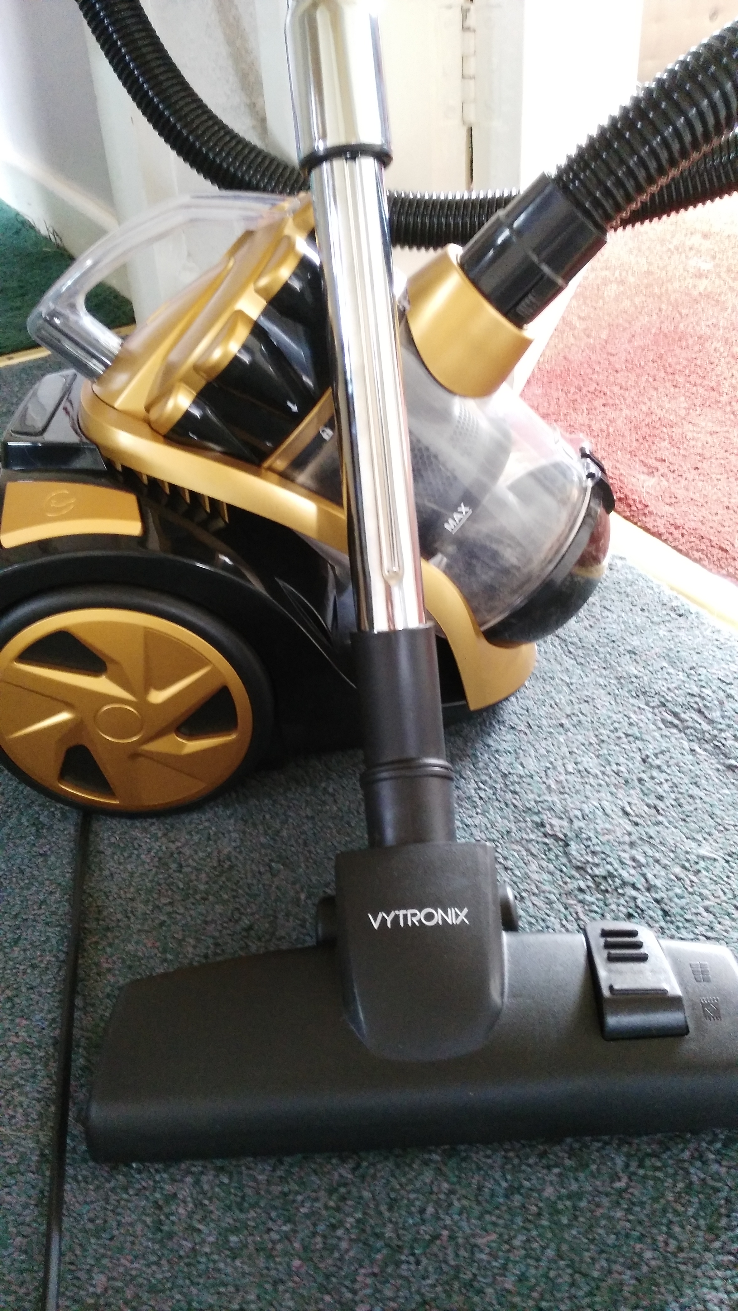 Review: Va va voom Vacuum – Vytronix – lancashiremummy